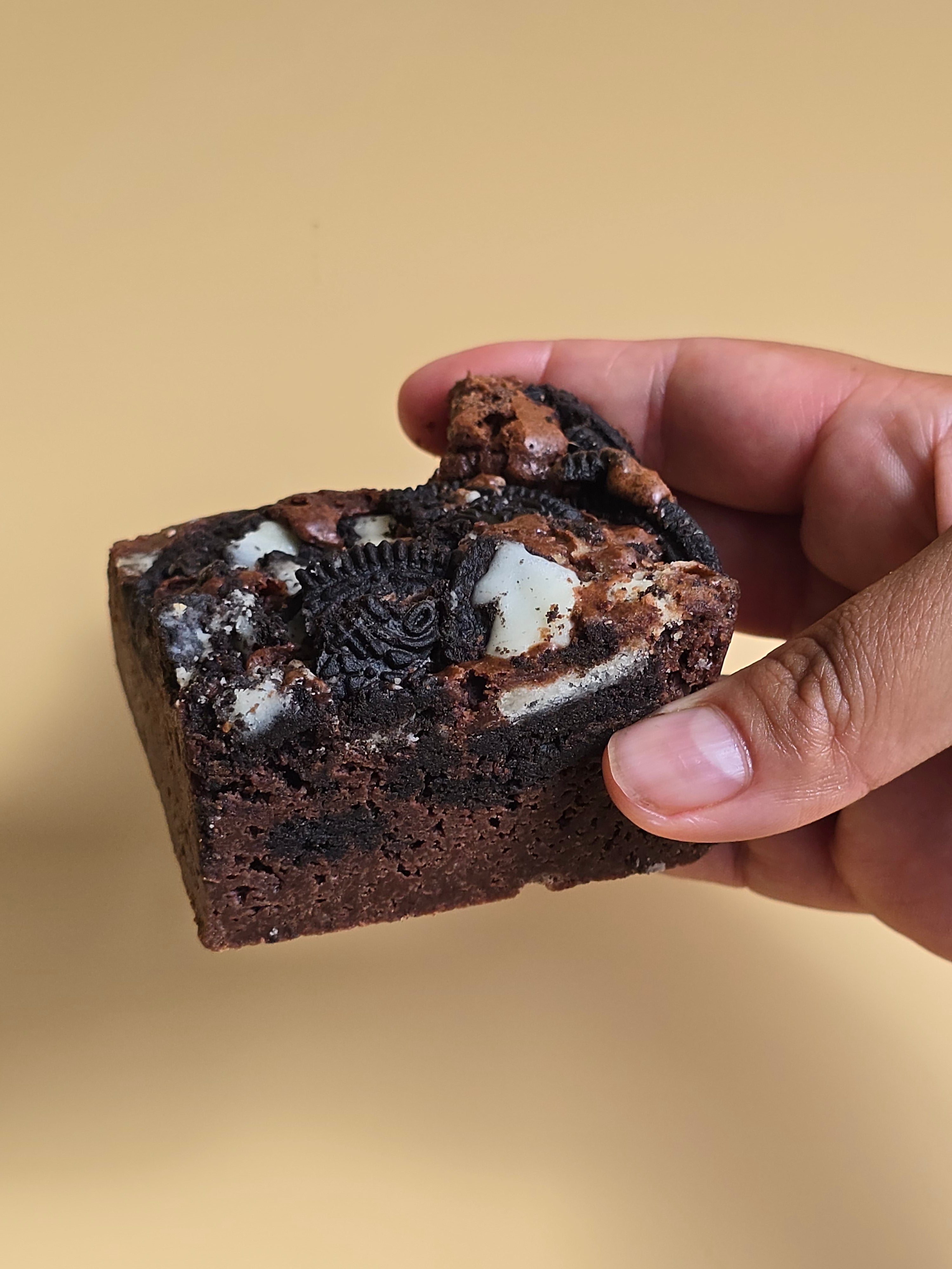 Basic Az Bakes - Spreading Sweetness, NZ Wide!