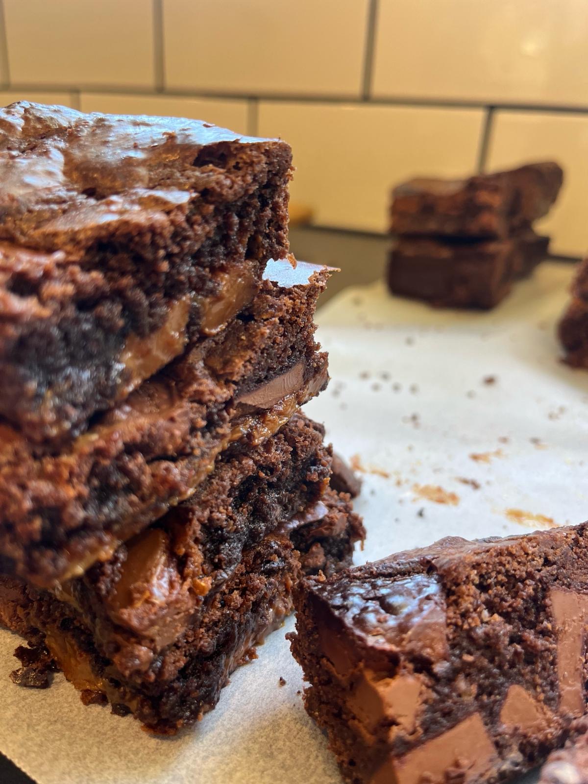 Basic Az Bakes - Spreading Sweetness, NZ Wide!